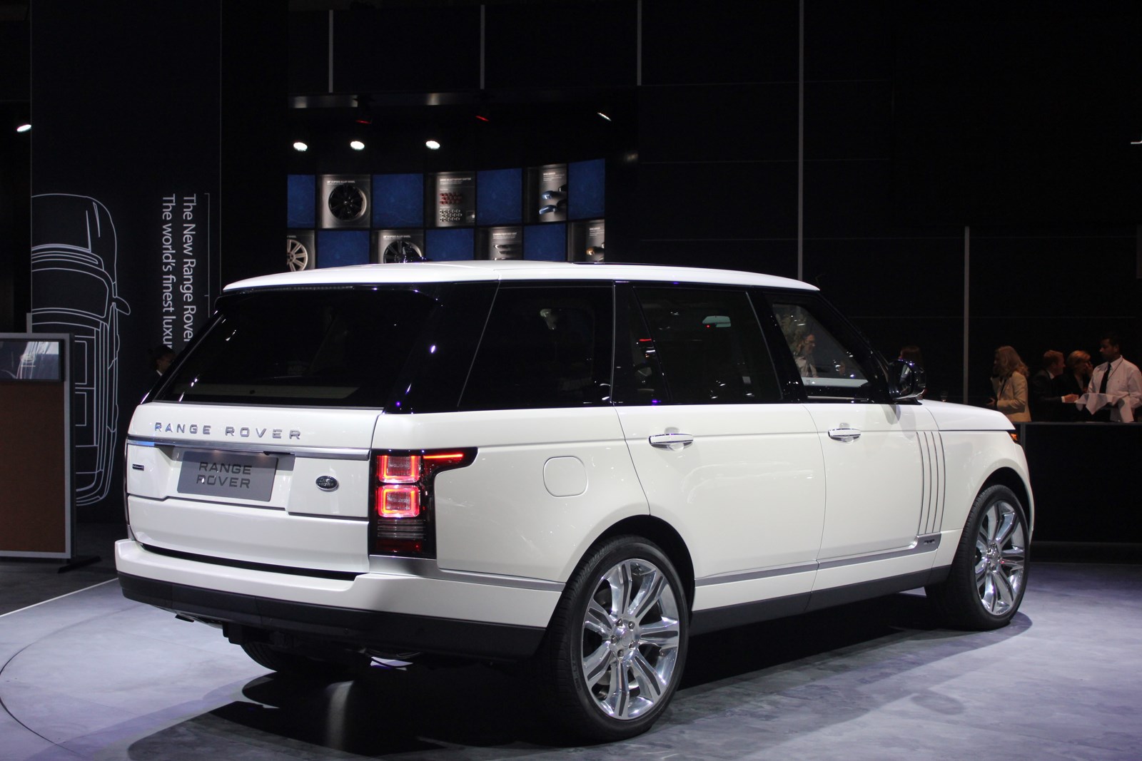 Range Rover Back Side