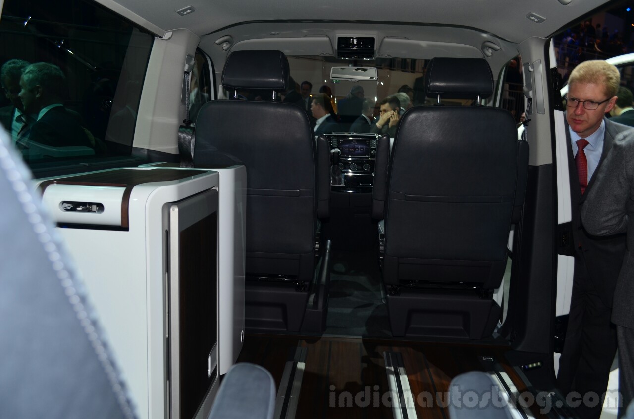 VW Multivan Alltrack second row seats