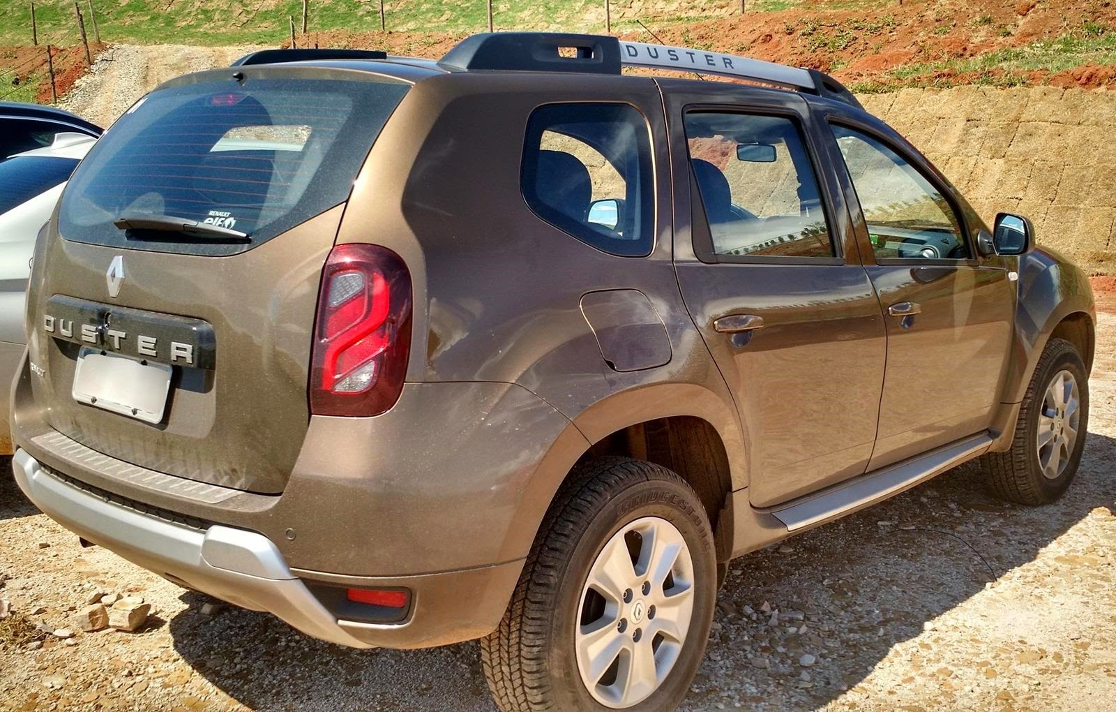 2015 Renault Duster facelift rear Brazil spec spyshot