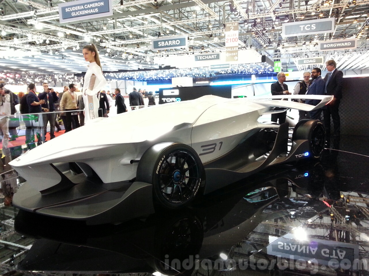 ED Design Torq concept front three quarter