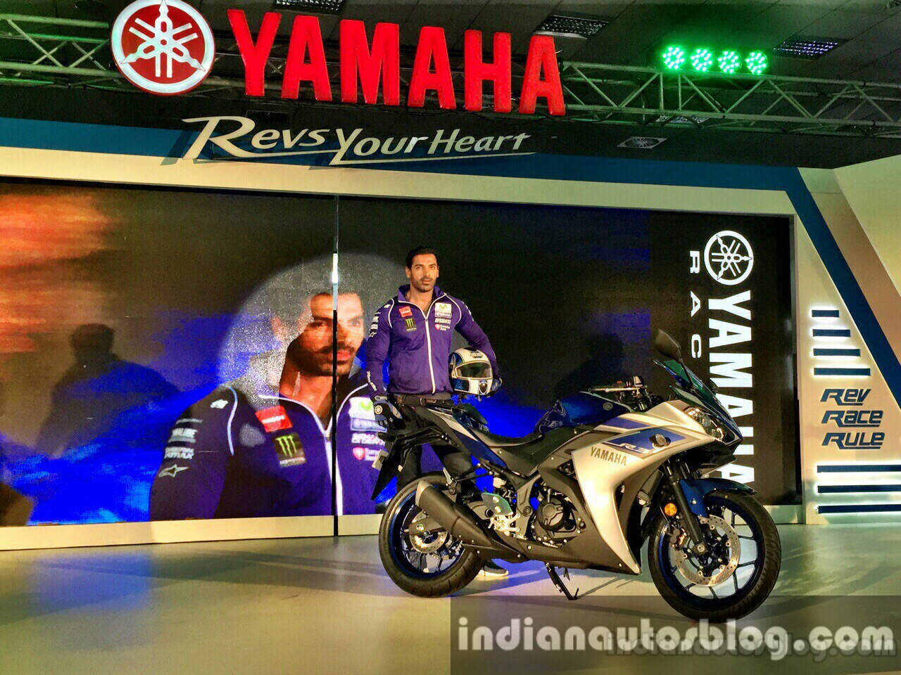 Yamaha R3 front three quarter racing blue launched