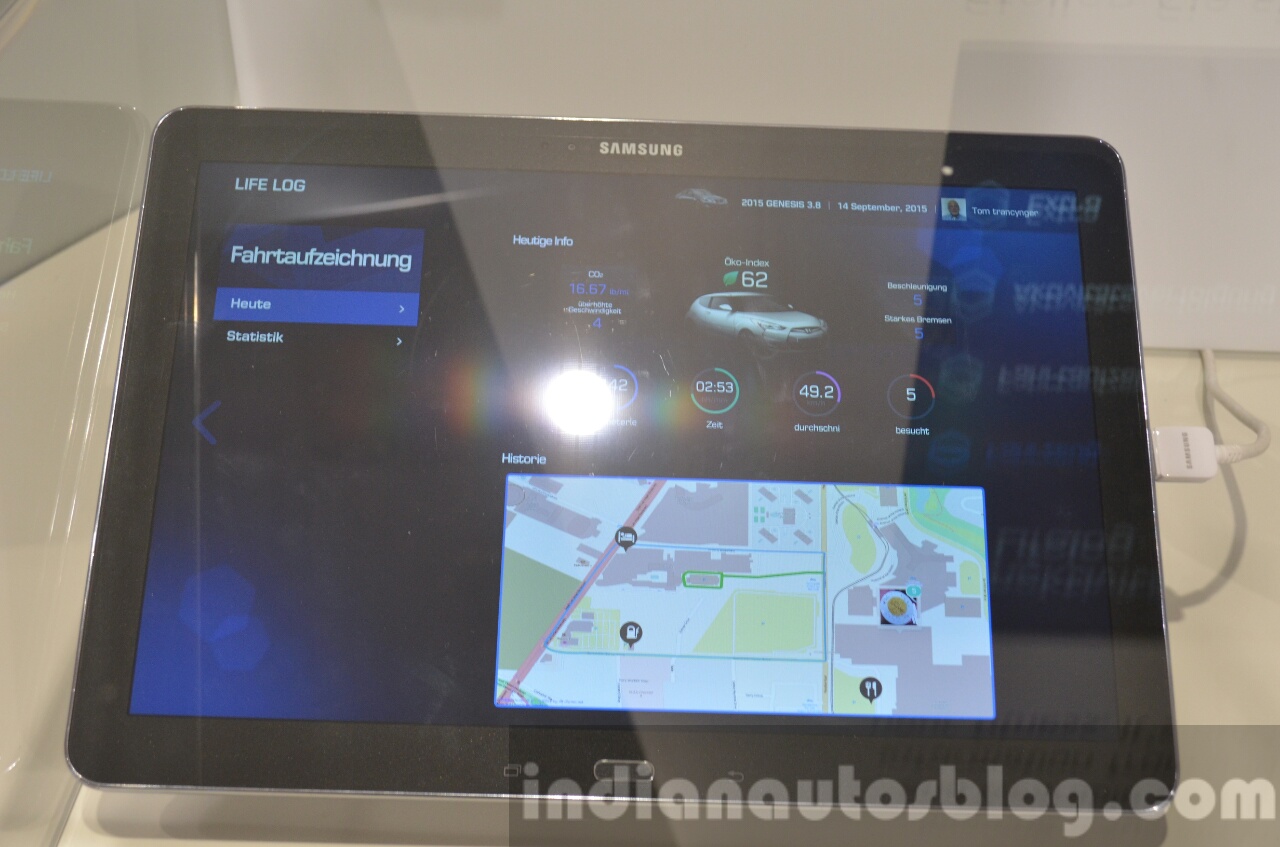 Hyundai displays new gadgets and innovations - IAA 2015 live