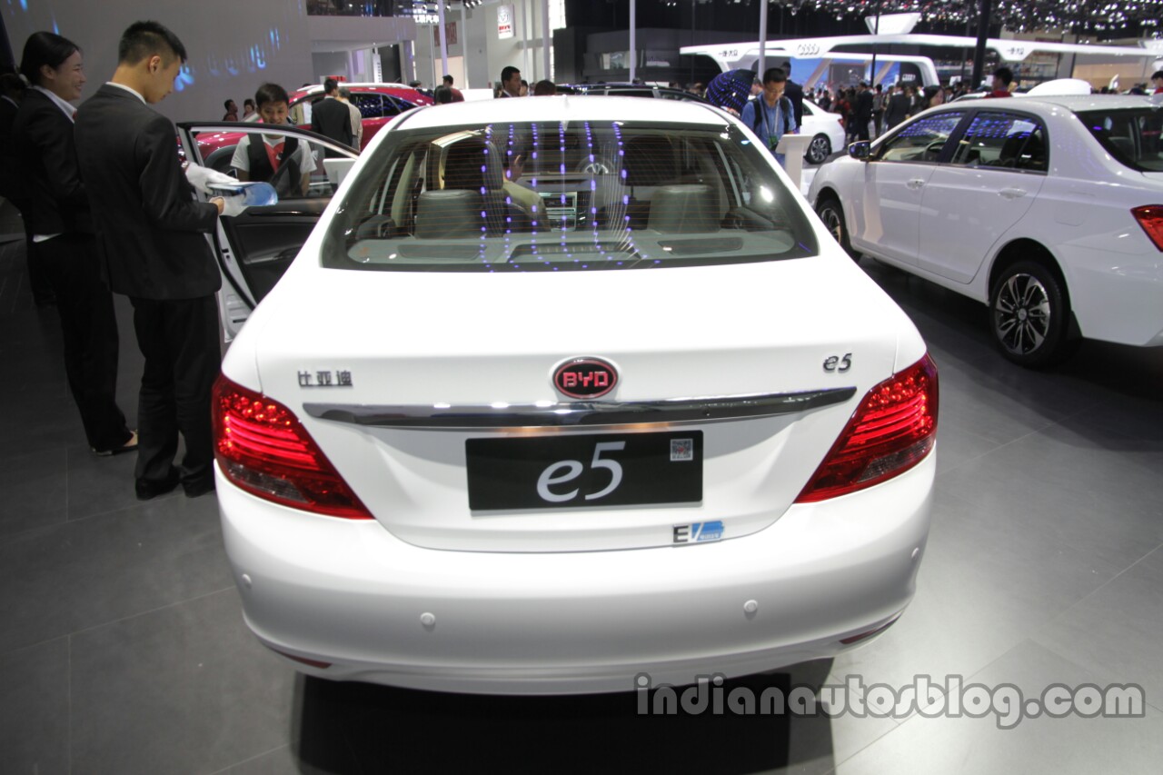 Byd E5 Byd E5 2016 - PrimaNYC.com