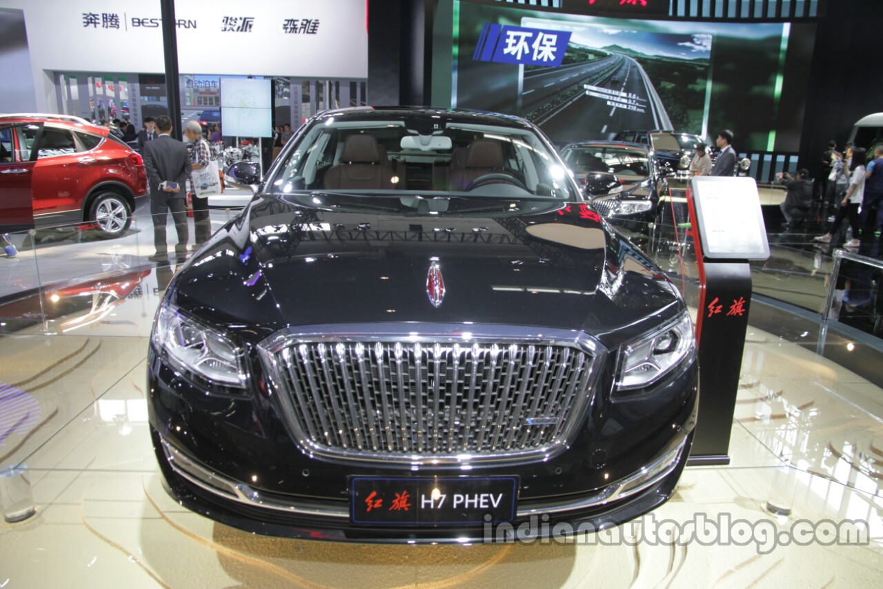 Hongqi H7 PHEV front at Auto China 2016