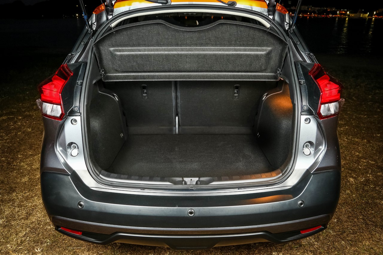 Nissan Kicks boot space