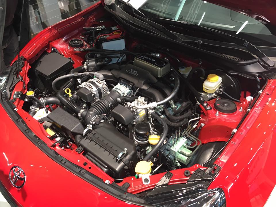 2017 Toyota GT86 engine at the Vienna Auto Show