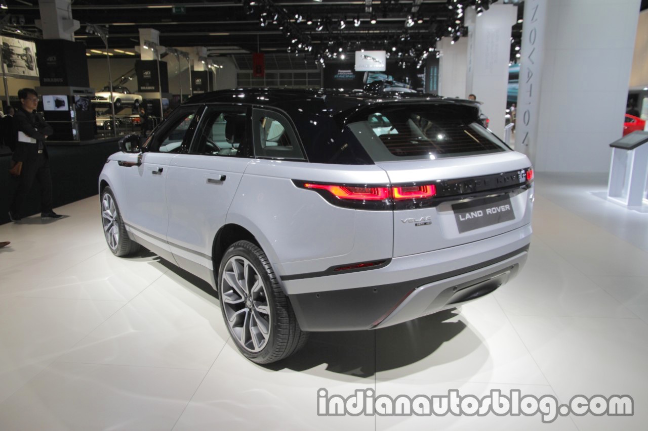 Range Rover Velar rear three quarters at IAA 2017