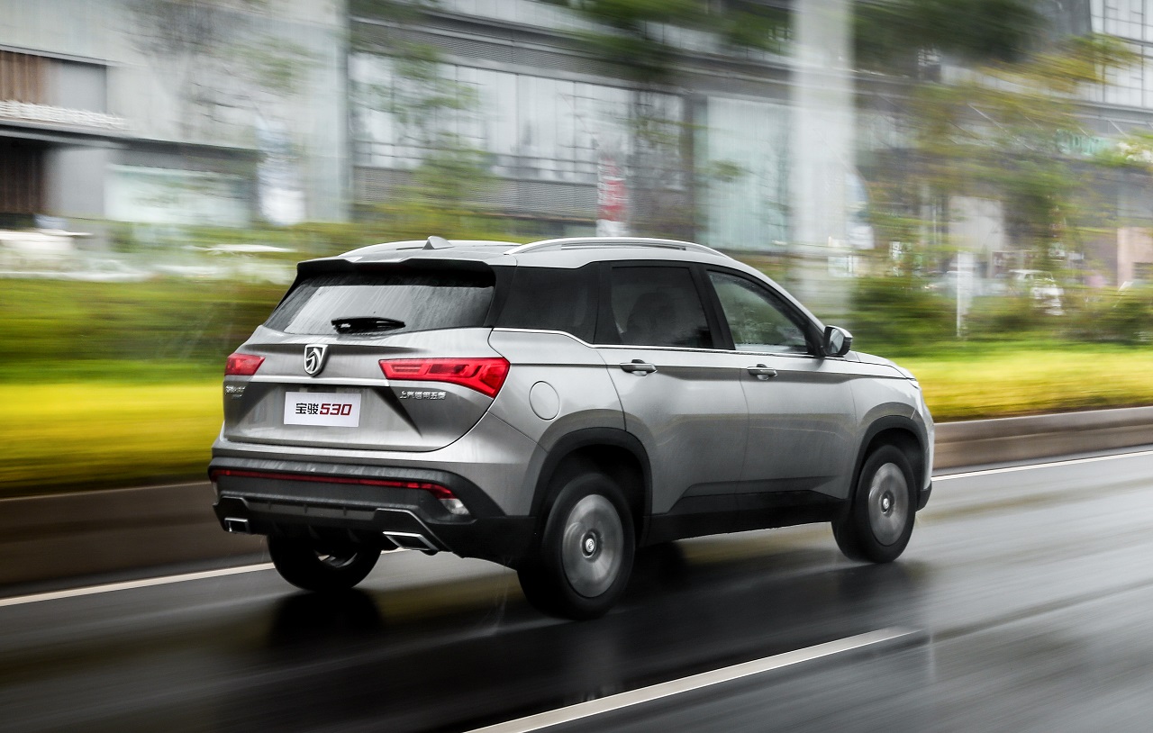 MG badged Baojun 530 rear three quarters