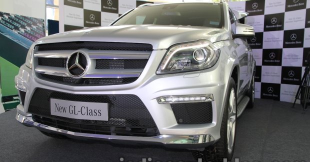 Mercedes GL Class facelift starts testing