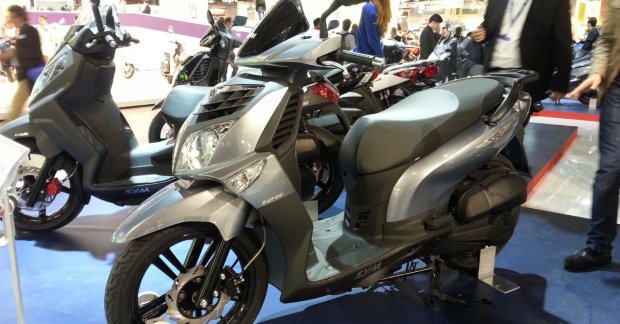 EICMA Live - SYM Maxsym 600 i ABS, SYM Fiddle III showcased