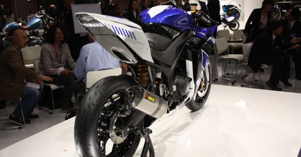Yamaha R25 concept displayed at Indonesian dealers meet