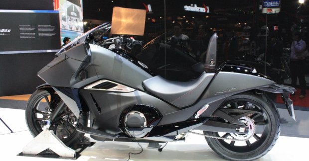 Bangkok Live - Honda NM4 concept