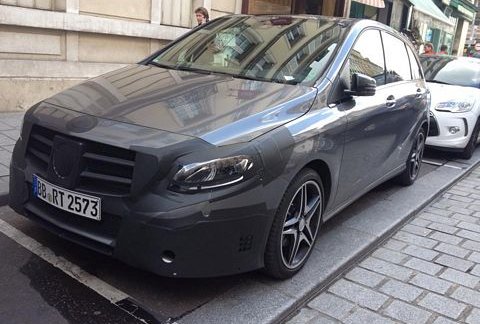 Mercedes B-Class facelift - Spied