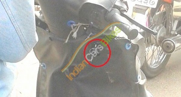 Mahindra G101 spied with Centuro-like smart key