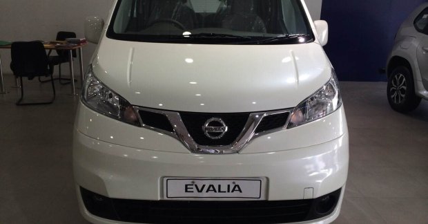 Nissan Evalia facelift with new grille launched