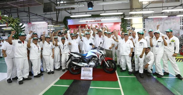 Honda rolls out 20 millionth two wheeler at Manaus plant