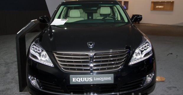 Hyundai Equus Limousine - Moscow Live