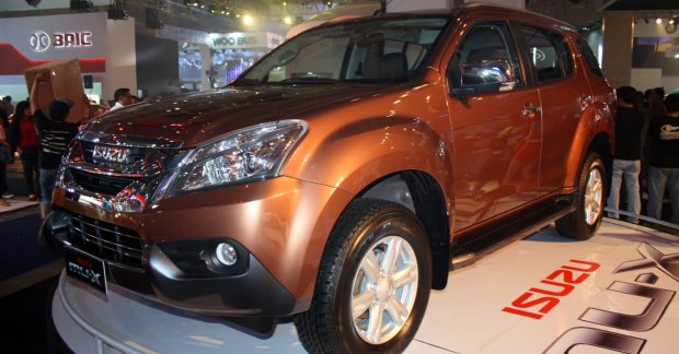 Isuzu MU-X showcased at CAMPI 2014