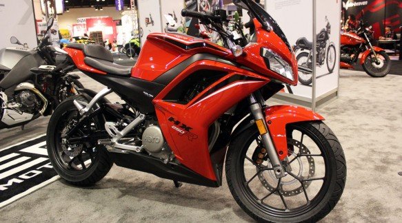 Hero HX250R showcased by EBR at AIMExpo in USA