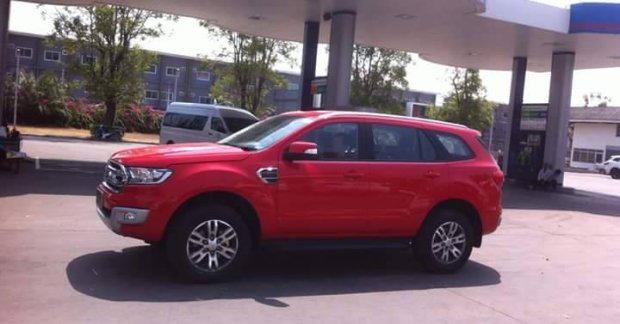 2016 Ford Endeavour spied in various colors in Thailand
