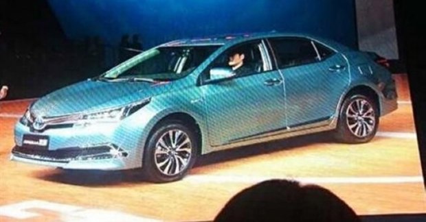 New Toyota Corolla Hybrid revealed with a redesigned front