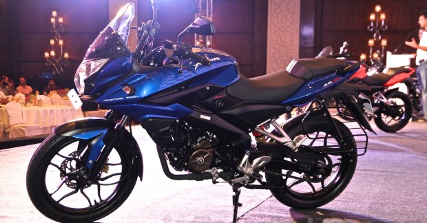 Bajaj Pulsar AS150 launched in Turkey at INR 1.58 lakhs