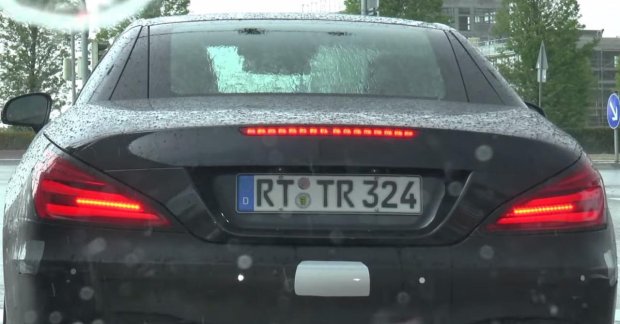 2016 Mercedes SL (facelift) snapped with new front end