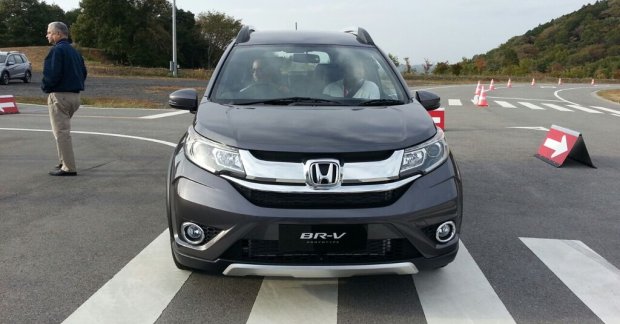 Honda BR-V showcased in Japan at Twin Ring circuit