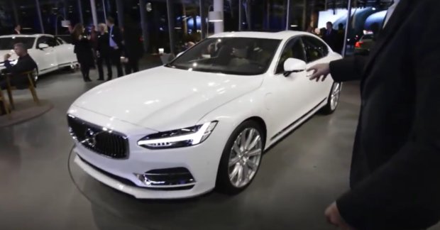 Volvo S90 exterior and interior walkaround - Video