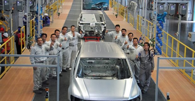 Body shell of the new VW Tiguan LWB revealed