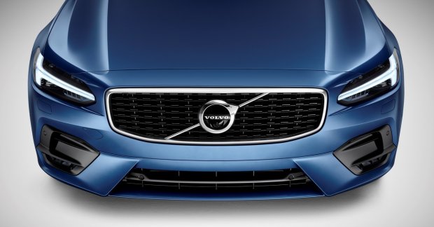 Volvo S90 R-Design and Volvo V90 R-Design revealed