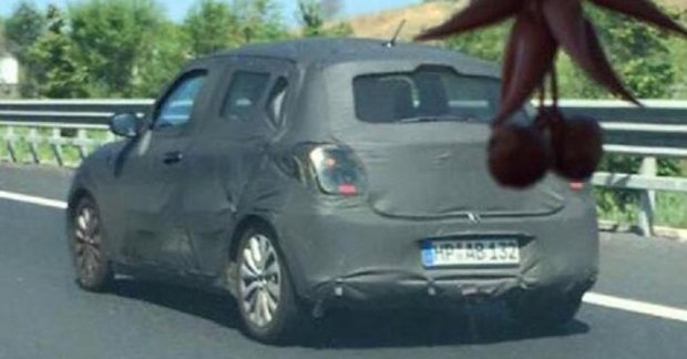 2017 Maruti Swift shows its rear design in new spyshot