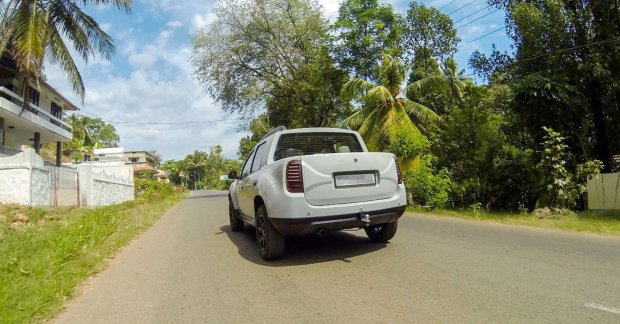 Renault Duster modified into a pickup in India