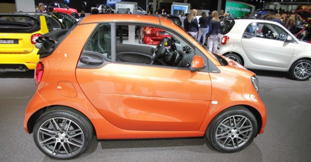 2018 smart fortwo, smart fortwo cabrio & smart forfour showcased at IAA