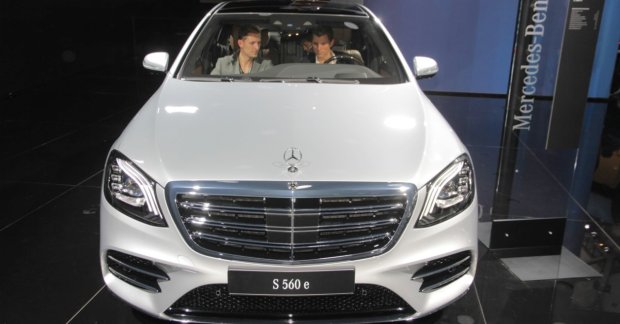 Mercedes-Benz S 560 e showcased at IAA 2017 - Live
