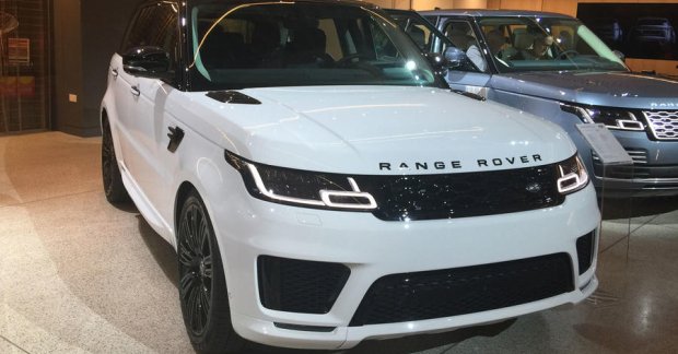 2018 Range Rover Sport seen in the flesh for the first time