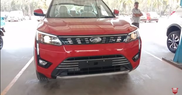 Mahindra XUV300 AMT starts arriving at dealerships [Video]