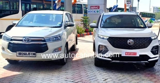 Top-end MG Hector Plus spotted next to Toyota Innova Crysta