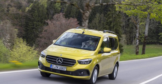 Mercedes-Benz T-Class Scores 5 Stars in 2022 Euro NCAP Test