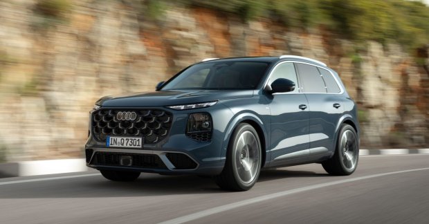 All-New Audi Q7 Debuts with V6 Diesel and Smarter Tech