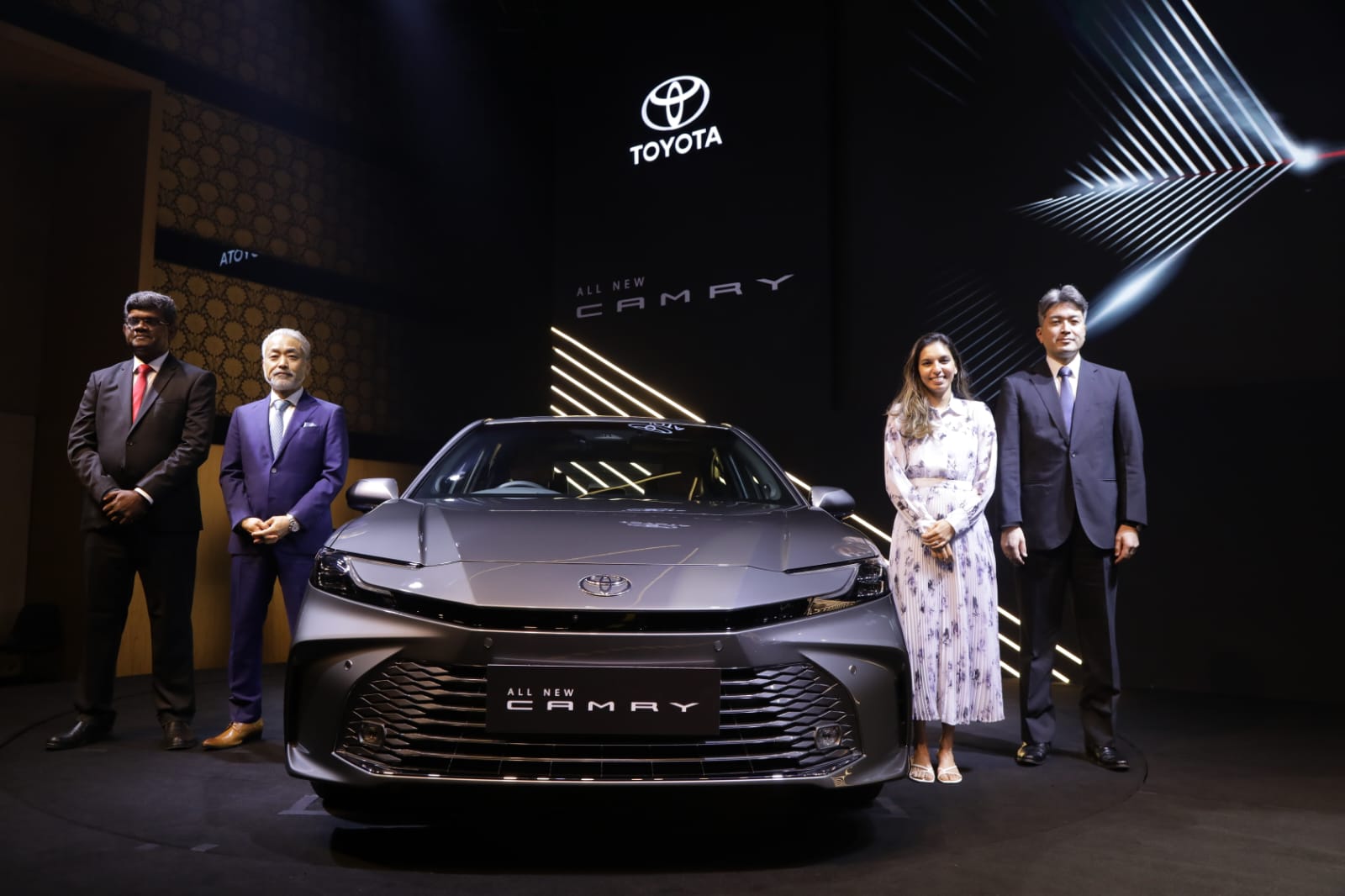 9th-Gen Toyota Camry Debuts in India with Hybrid Power